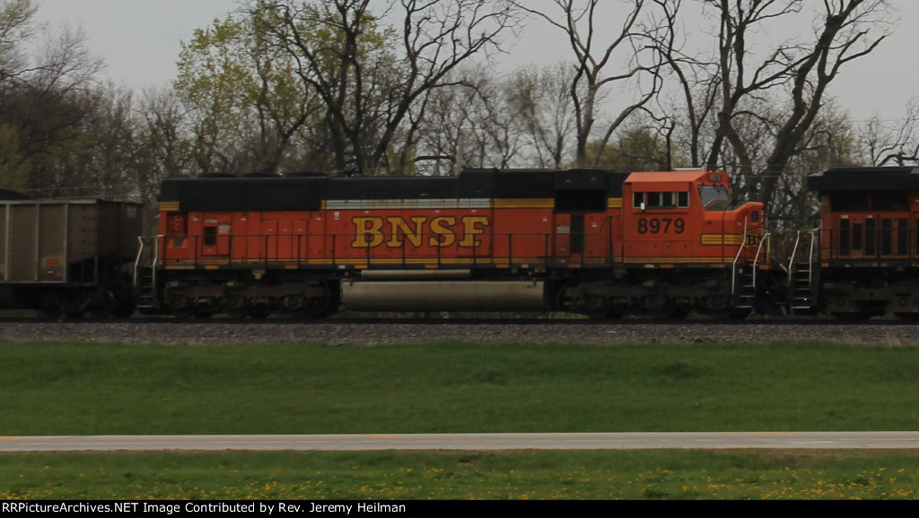 BNSF 8979 (1)